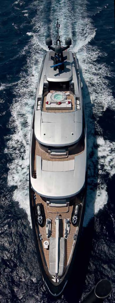 Yacht SLIPSTREAM, CMN Yachts | CHARTERWORLD Luxury Superyacht Charters